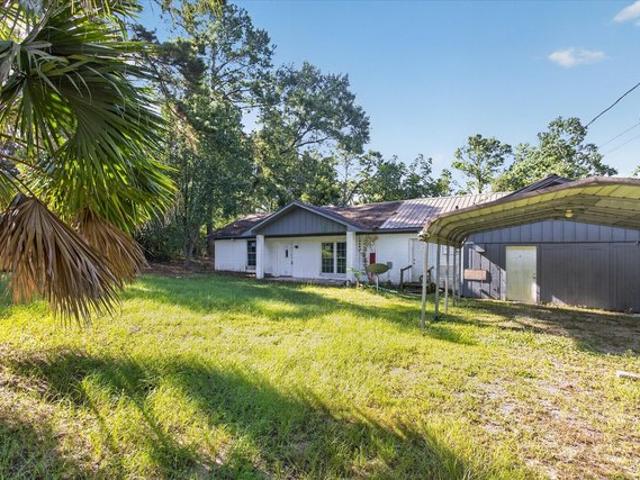 242 Bishop, Livingston, TX 77351