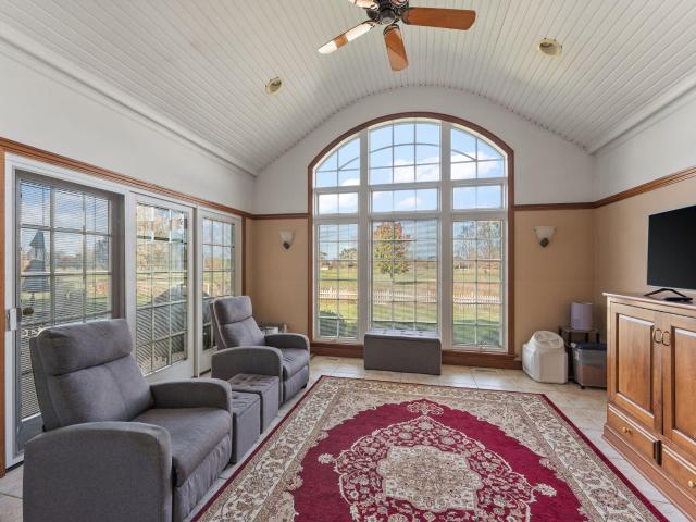 242 Golfview Drive