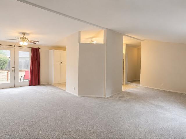 242 dillingham loop