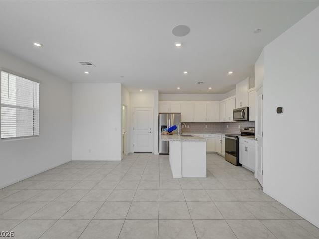 242 Freeport View Place