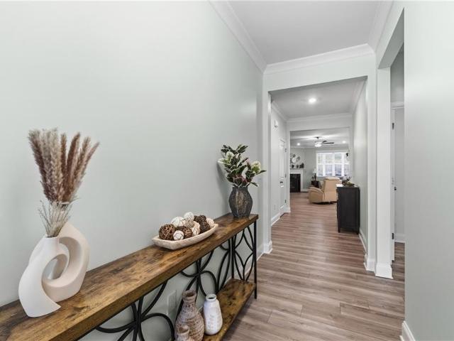 242 Hickory Bluffs Parkway