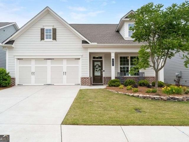 242 Hickory Bluffs Pkwy, Canton, GA 30114