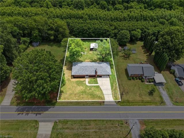 242 Island Drive