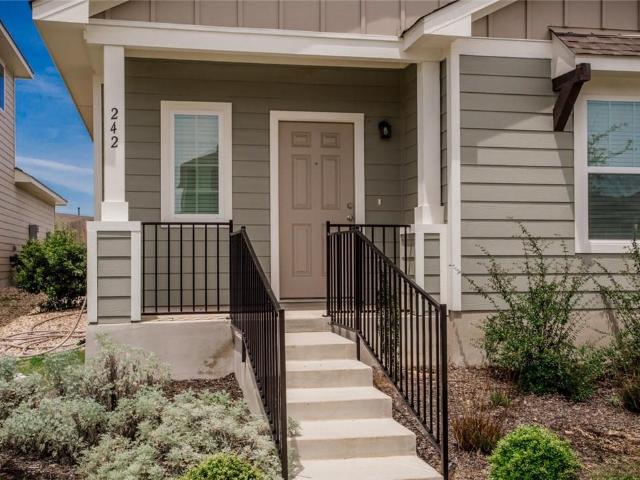 242 Mossycup Dr