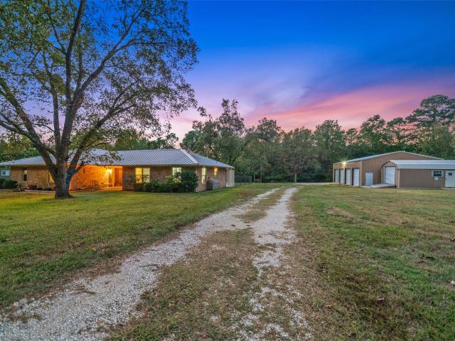 242 Magnolia Dr, Onalaska, TX 77360 | MLS #53225 | Compass