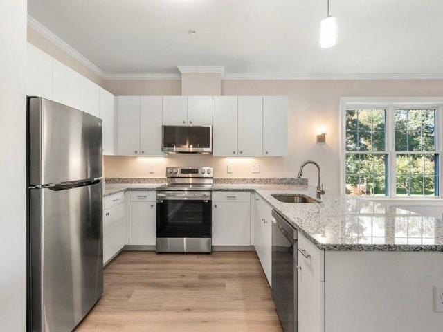 242 Main Unit 205, Millis, US, MA