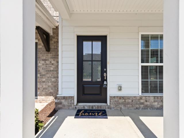 242 Mansfield Dr