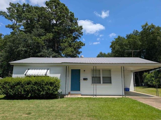 242 N 24th St, Arkadelphia, AR 71923