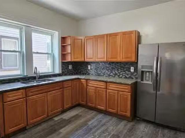 242 N Terrace Avenue, Mount Vernon, NY 10550