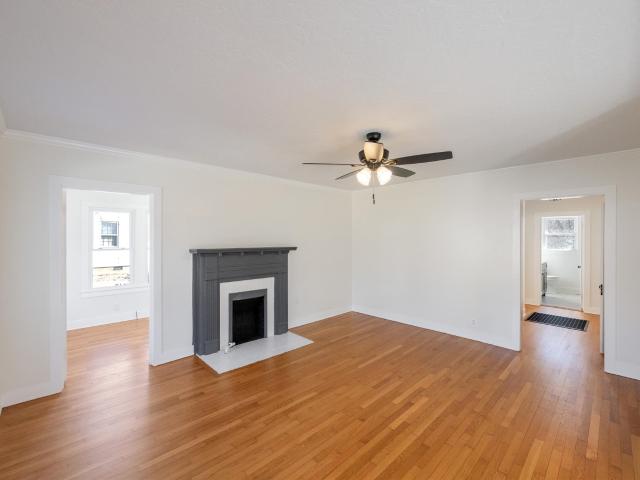 242 broad st n