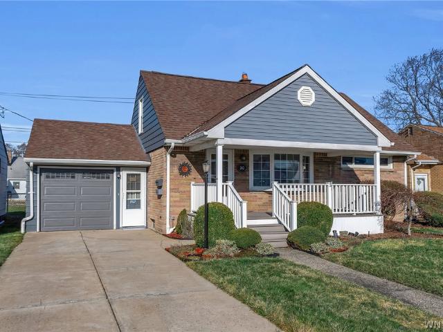 242 N Pleasant Parkway