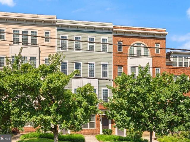 242 N Summit Avenue N # 21 242