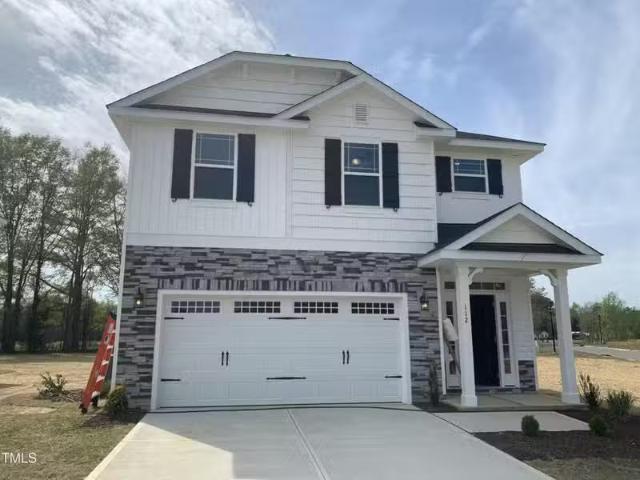 242 NEW TWIN BRANCH COURT # 13, SMITHFIELD, NC 27577 Single Fa.