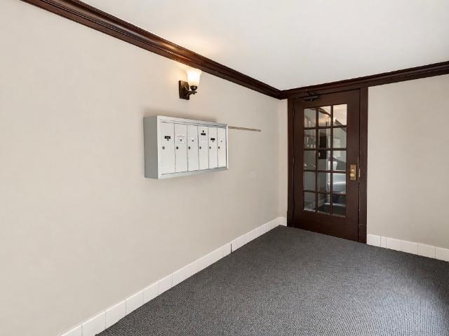 242 S Maple Avenue # 1W