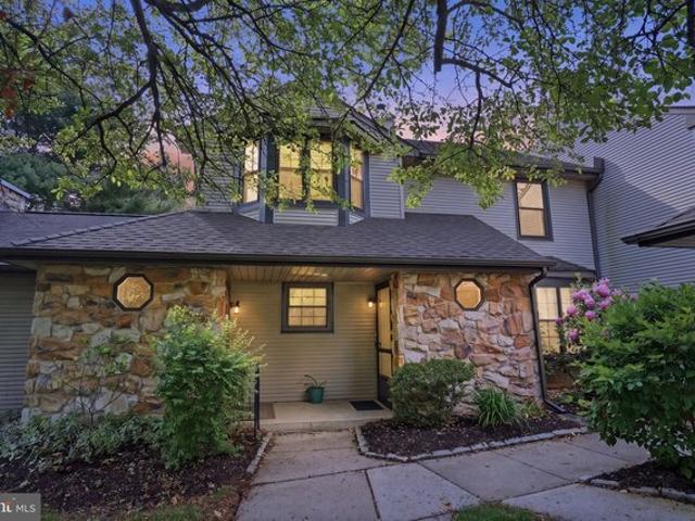 242 Sassafras Ct, Warrington, PA 18976