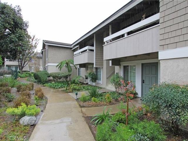 242 Streamwood, Irvine, CA 92620