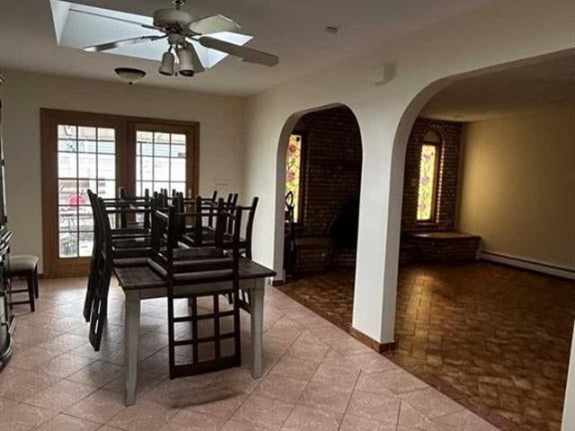 242 Paterson Avenue, Lodi, US, NJ