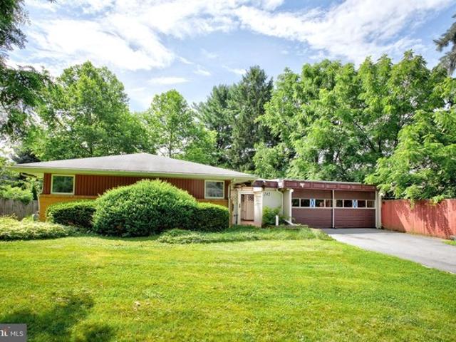 242 W Whitehall Rd, State College, PA 16801