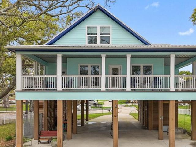242 W Beach Blvd, Long Beach, MS 39560