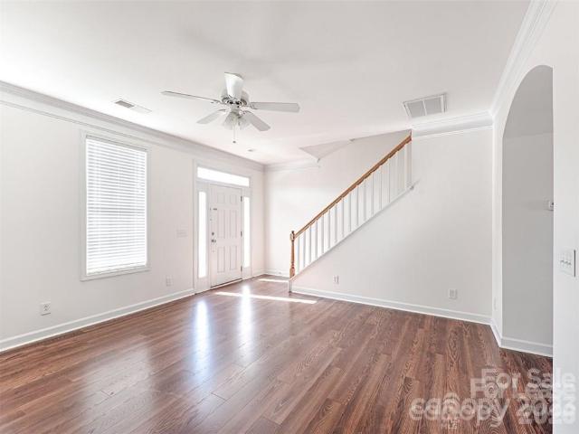 242 Welton Way