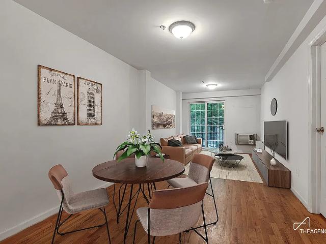 242 West 21st Street, New York, NY