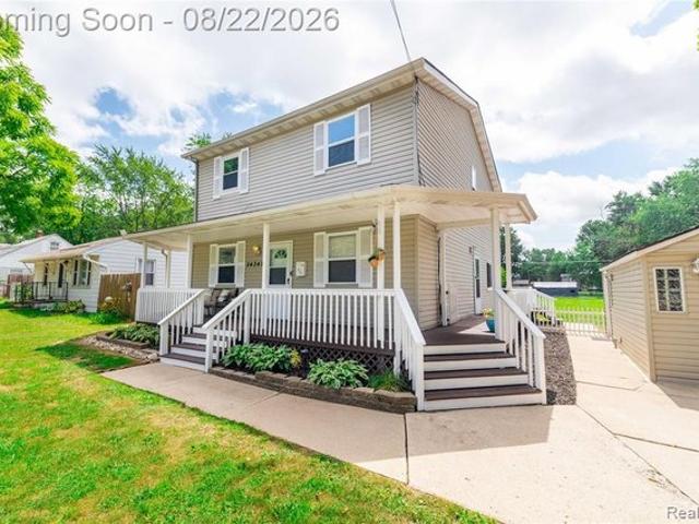 24345 Mary St, Taylor, MI 48180