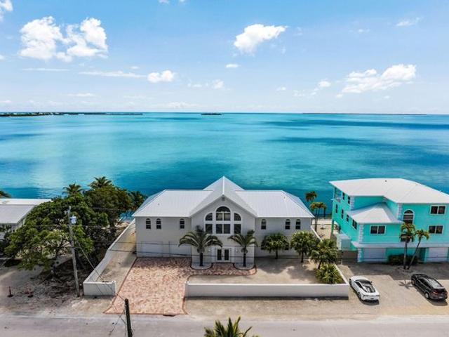 24348 Caribbean Dr W, Summerland Key, FL 33042