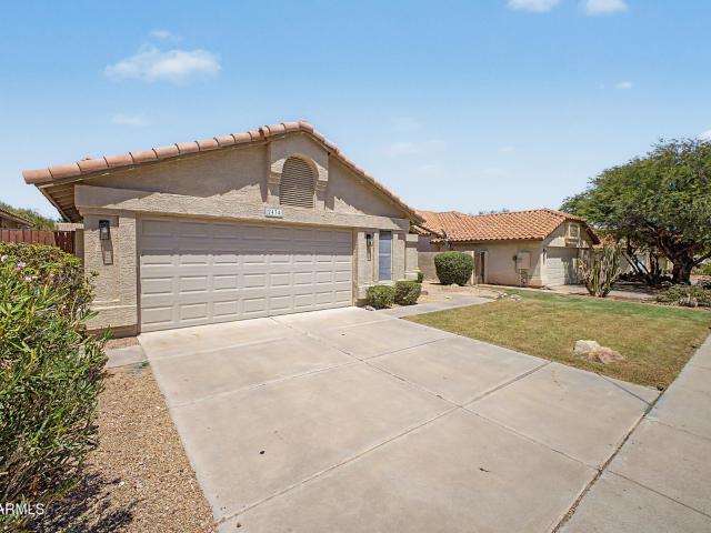 2434 e cathedral rock drive