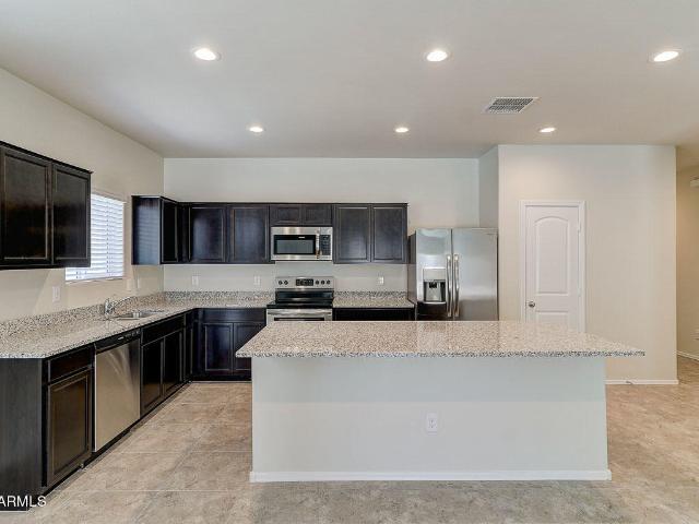 2434 e santa barbara trail