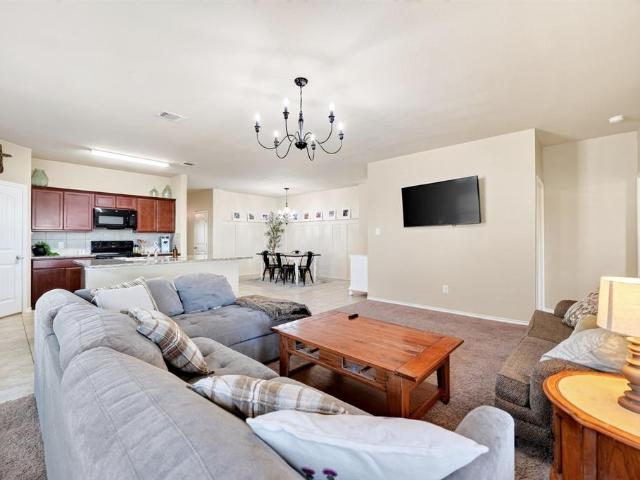 2434 Hankinson Lane