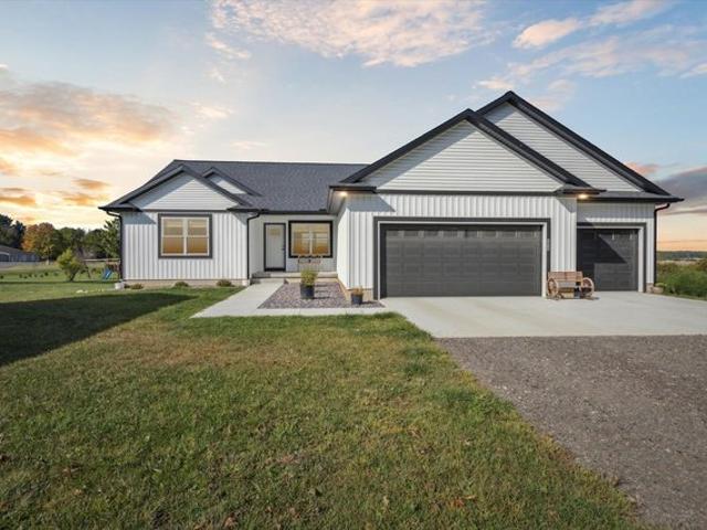 2434 S Cochran Rd, Charlotte, MI 48813