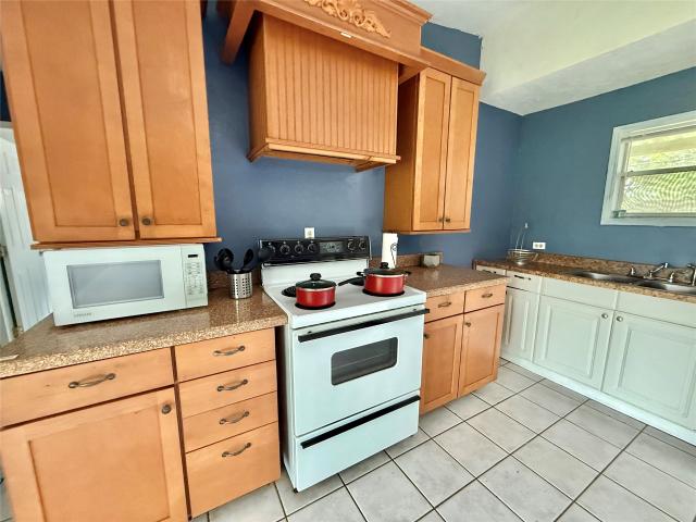 2434 Shady Creek Lane