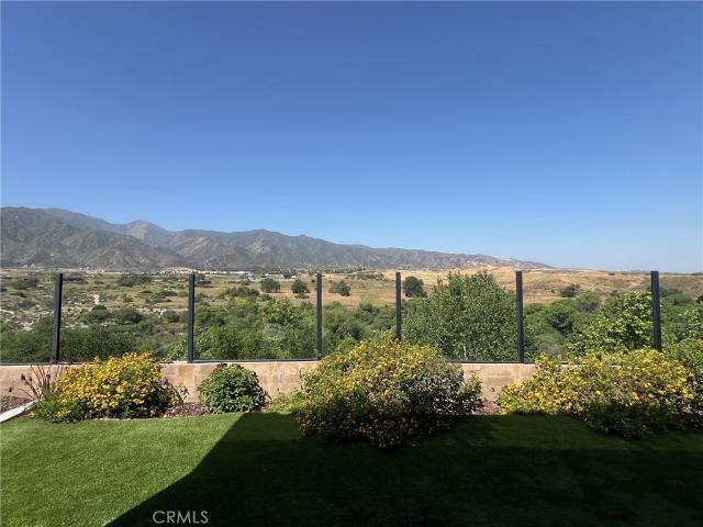 24357 Sunset Vista Dr, Corona, CA 92883 | MLS #OC26083 | Compass