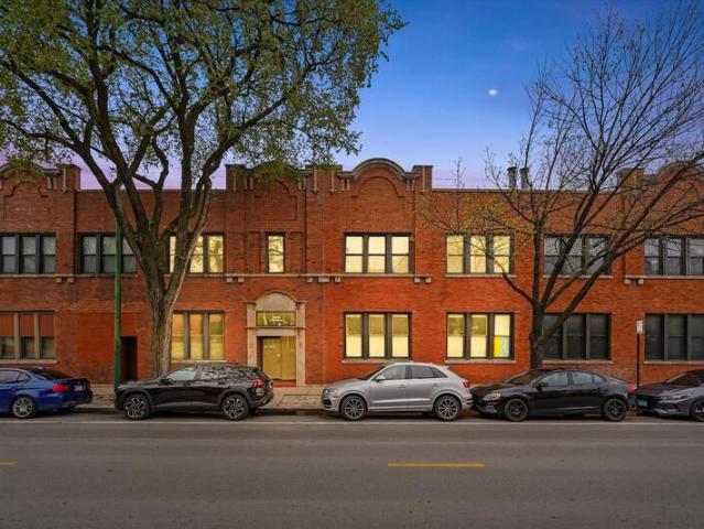 2435 N Sheffield Avenue, 10, Chicago, IL 60614