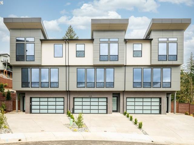 2435 N R St, Washougal, WA 98671