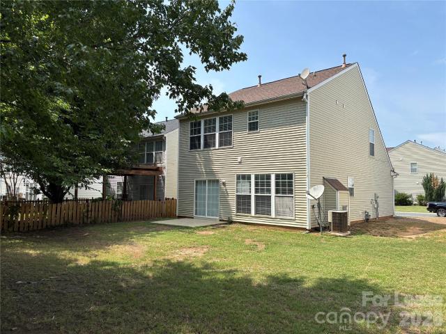 2435 Normancrest Court