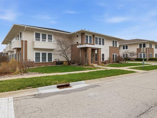 2435 Aspen Rd Unit 103, Ames, IA 50010