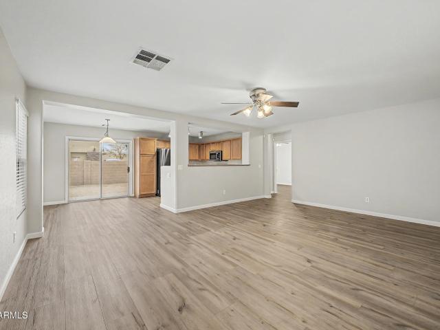 2435 E Olivine Road