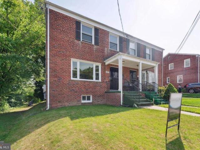 2435 St Clair Dr, Temple Hills, MD 20748