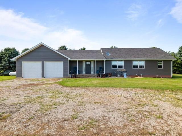 2435 Saratoga Ave, Blairsburg, IA 50034