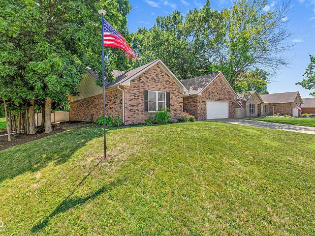 2435 Shorewood Drive