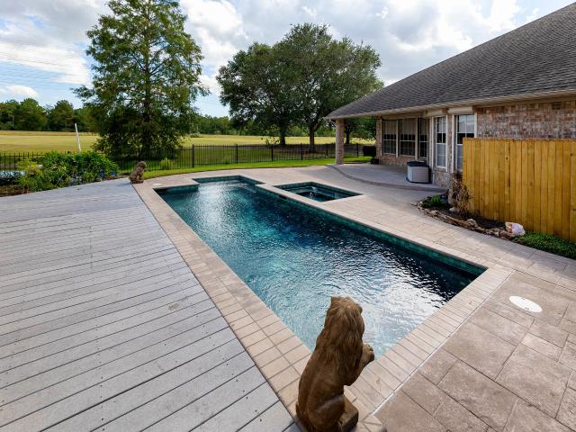 2435 Thorndon Park Court