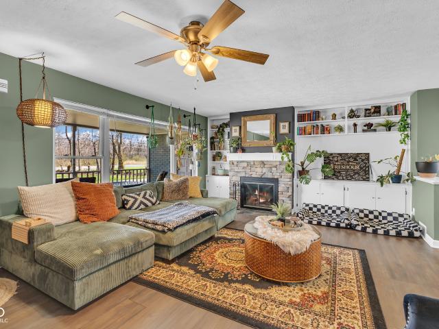 2435 Westlane Road