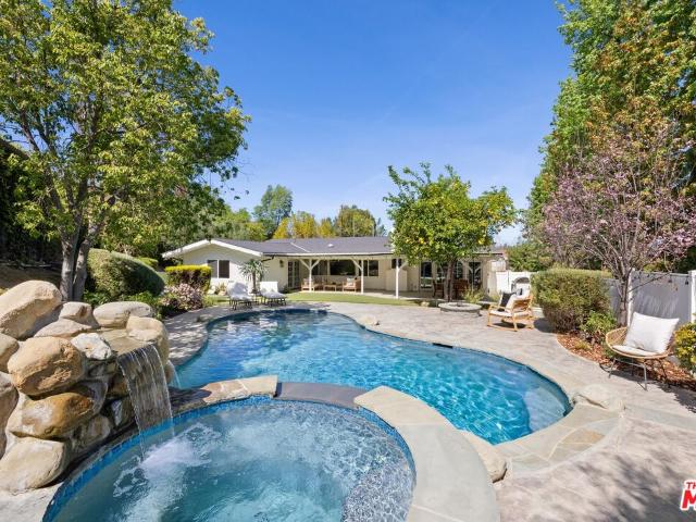 24364 Crestlawn St, Woodland Hills, CA 91367 | MLS #26666 | Compass