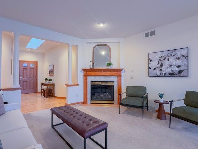 2436 Caribou Ln