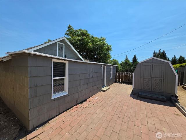 2436 Chatham Hill Drive
