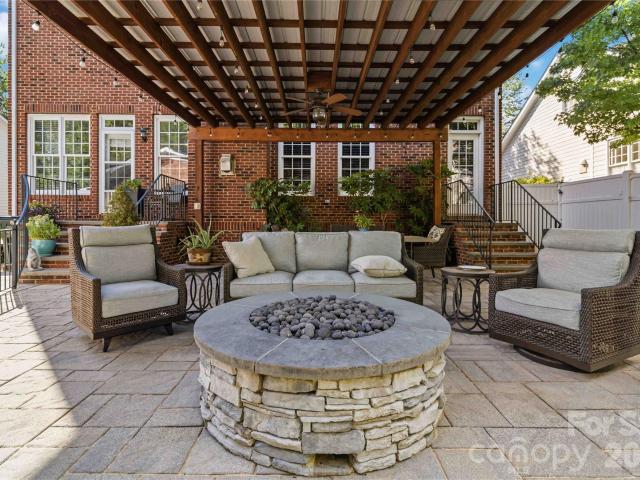 2436 Commons Court # 315