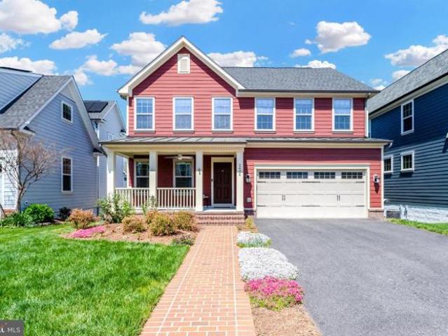 2436 Glouster Pointe Dr, Dumfries, VA 22026
