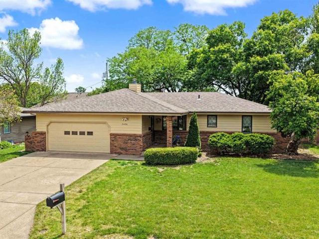 2436 Village Ln, Salina, KS 67401