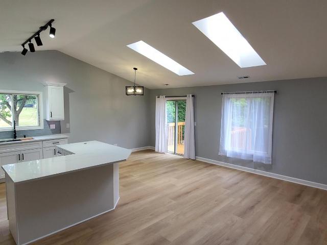 2436 W Salem Court # B2